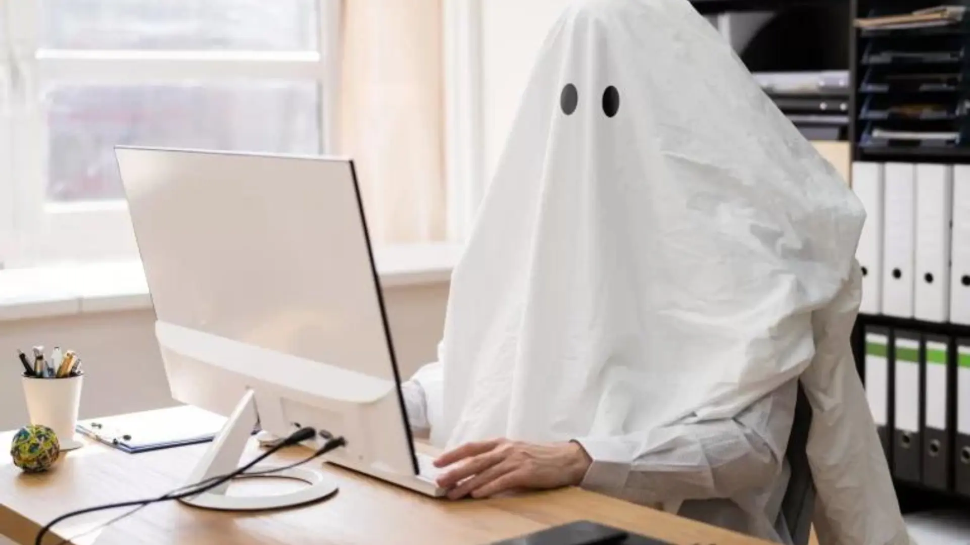 What Is A Ghost User? - WingSwept